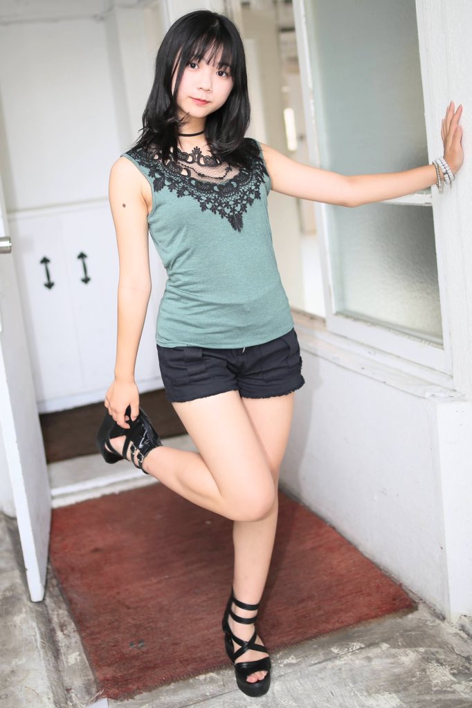 【5ch画像集】【画像】最近のJSやJCさん、発育が良すぎる : 江口な雑談