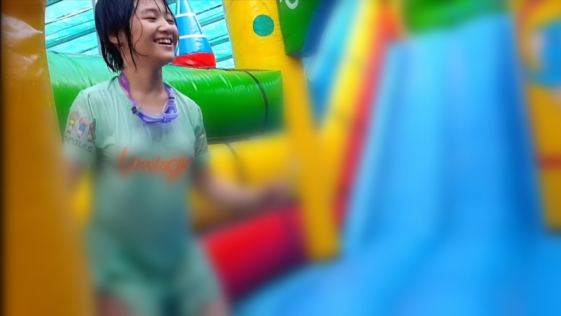 【画像】Youtubeにノーブラ透け乳首JSとかいう新しいエロコンテンツがあると話題 : 江口な雑談